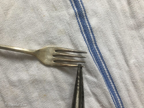 Easy Holiday Gift: DIY Pickle Forks With Printable Tags