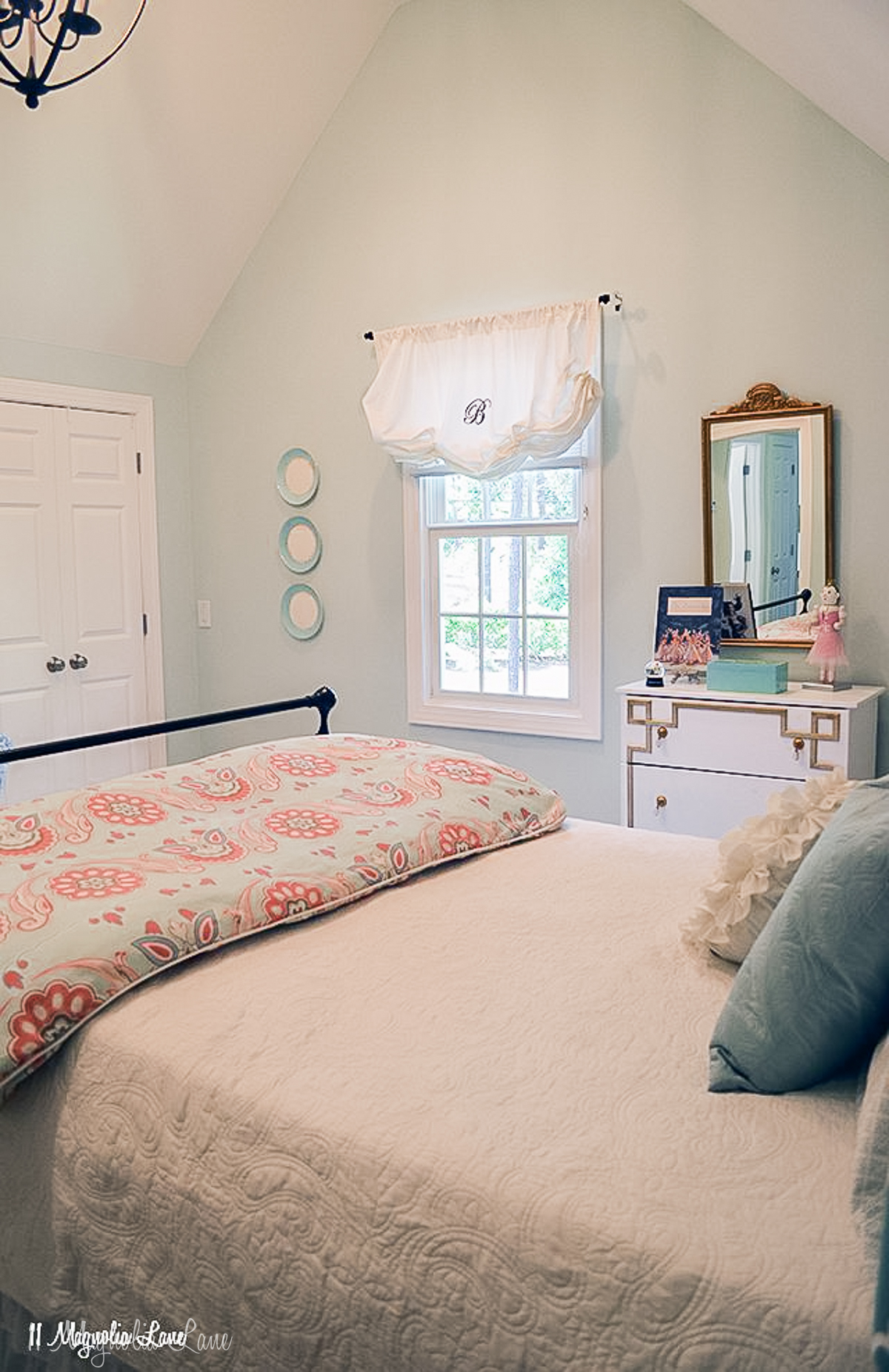 Our Favorite Paint Colors + Decor for A Girl’s Room