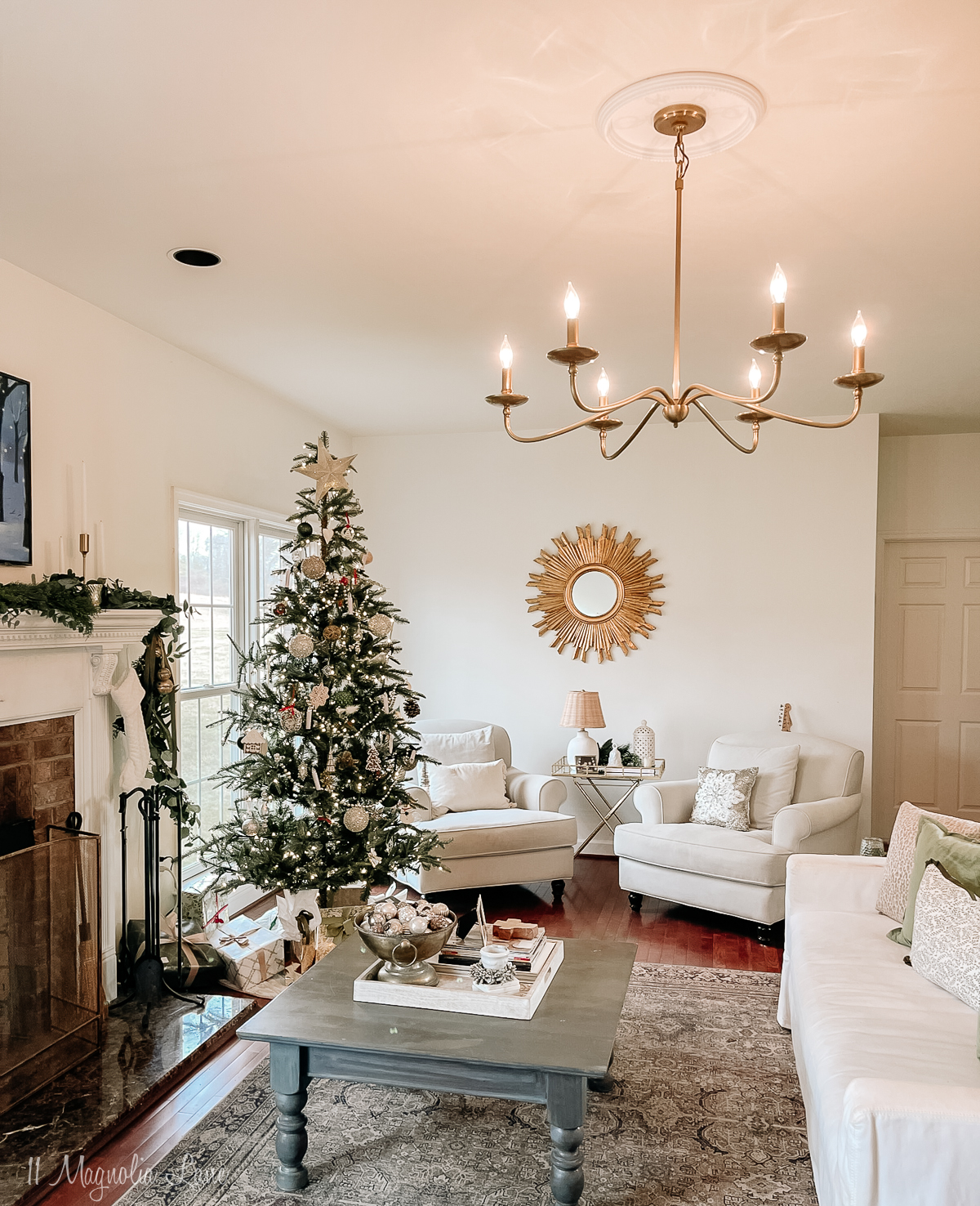 Holiday Home Tour 2022 {Amy’s Foyer + Living Room}
